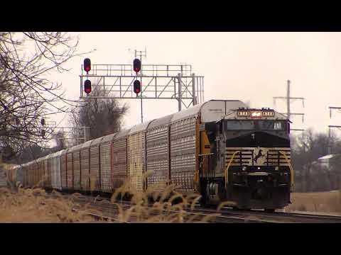 Auto rack with NS 8160 up front & NS 4746 as a rear train DPU!! - YouTube