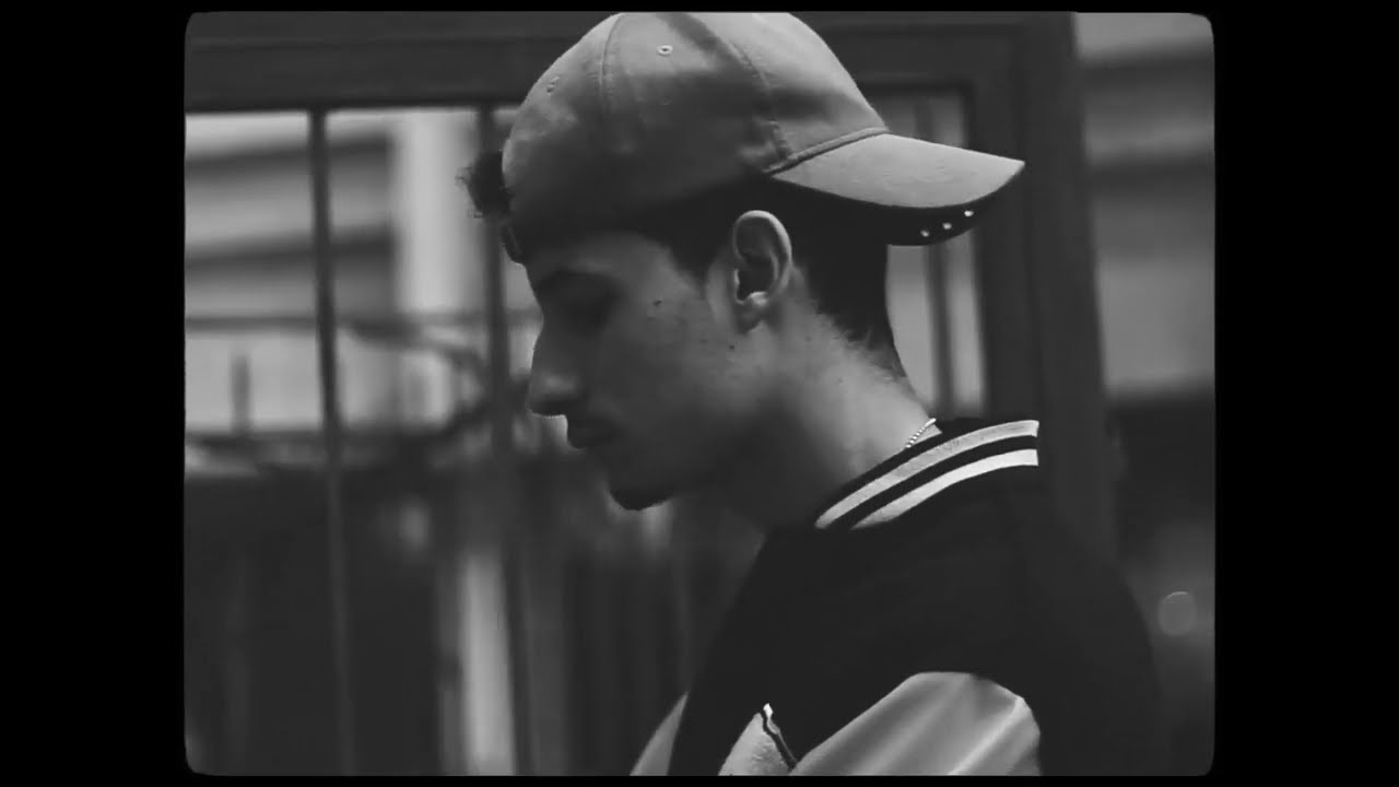 7ANA - BLING BLING (official video) - YouTube