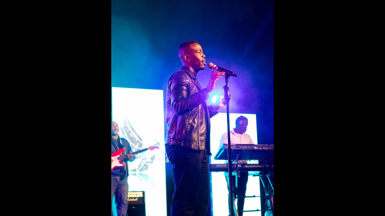 Sanele Mkhize at the Manifest Worship Live - YouTube