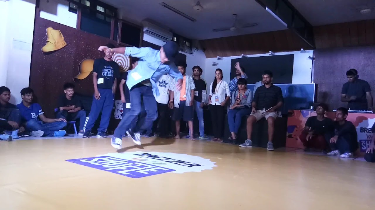 BBoy - Mac Ten (Breezer Vivid Shuffle 2017) - YouTube