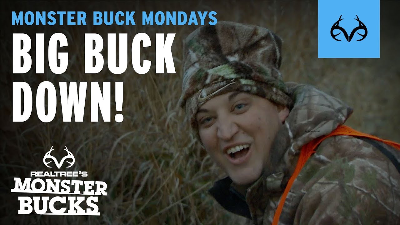 Big Buck DOWN! | Heavy Montana Buck | Monster Bucks Mondays - YouTube
