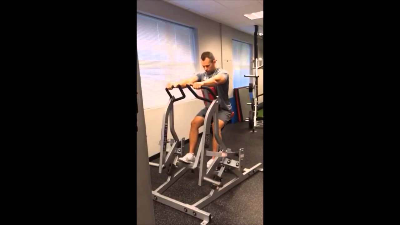 Hammer Strength Seated Row - YouTube