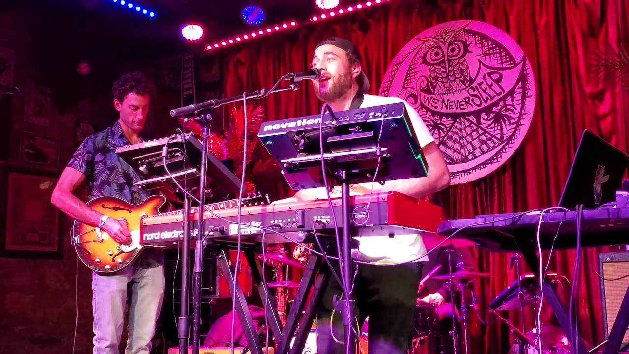 The Lagoons - California live - YouTube