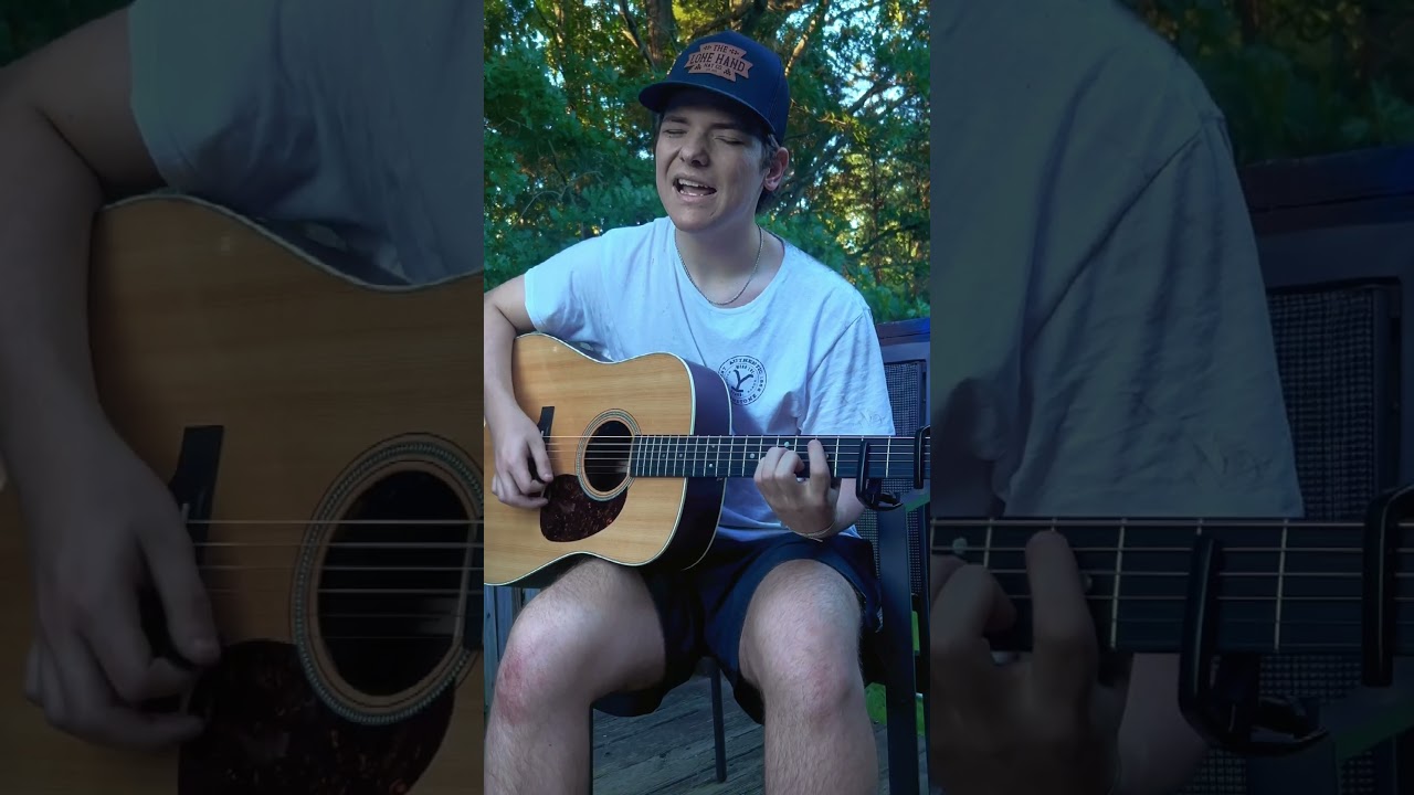 Even my heart was smart enough to stay behind Chords - Chordify