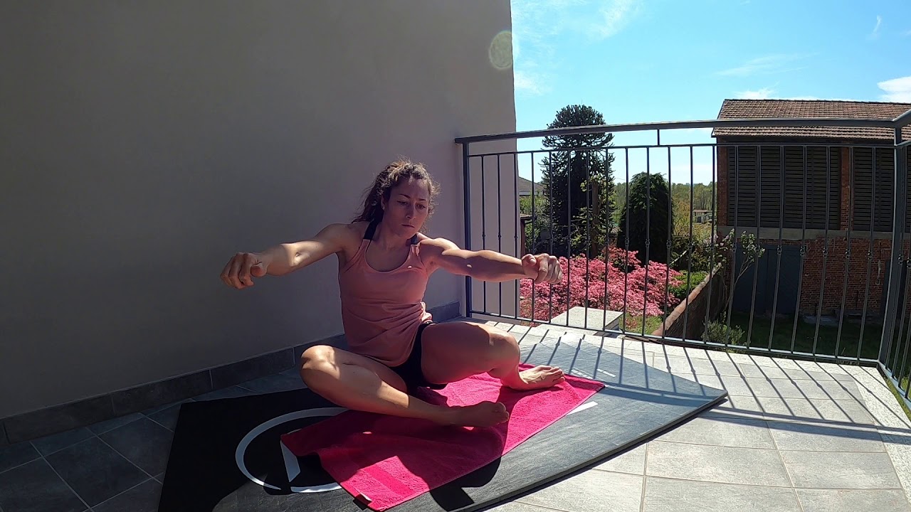 Shin box switch to kneeling - YouTube