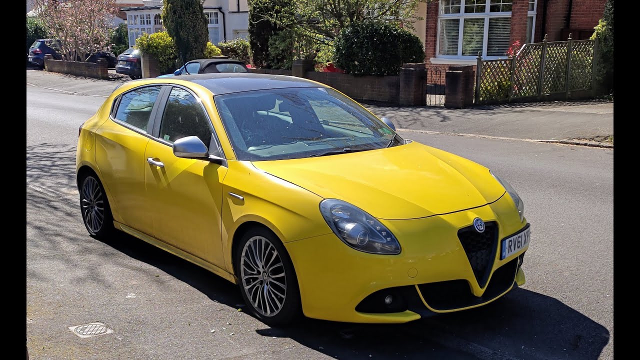 Yellow Alfa Romeo Giulietta 2011 - £3999 - YouTube