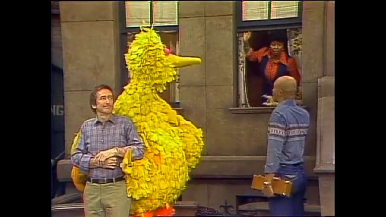 1703 Big Bird and Bob Become Handcuffed to Each Other - YouTube