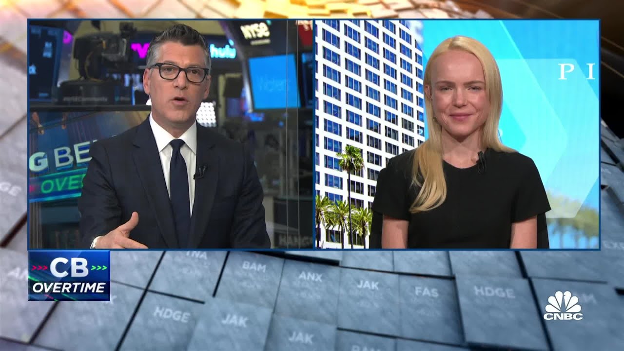 PIMCO's Erin Browne says she's underweight on retail and trucking - YouTube
