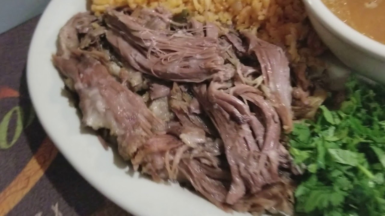 Plato de Barbacoa de Borrego en San Antonio - YouTube