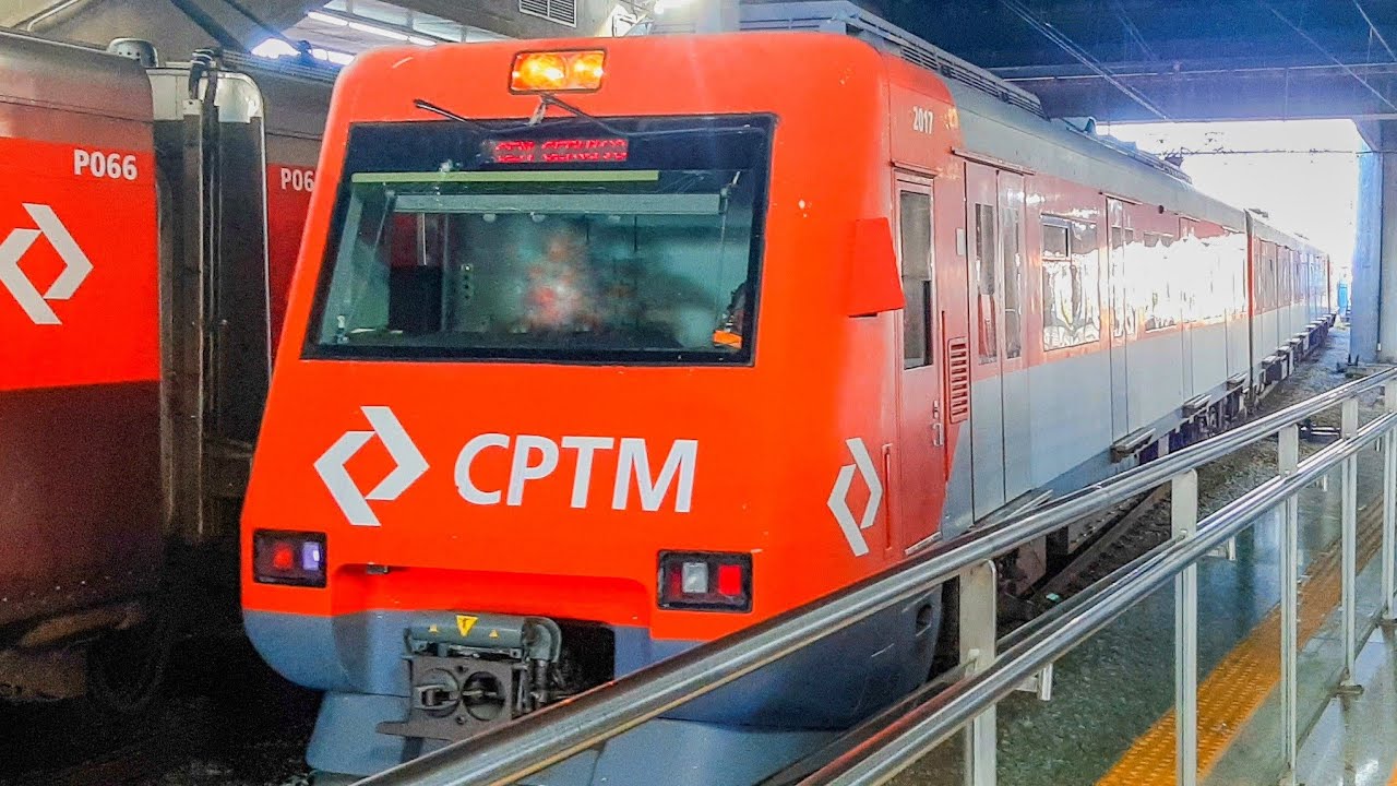 CPTM Série 2000 (K020) Passando Na Via da Linha 11 Coral Na Estação ...