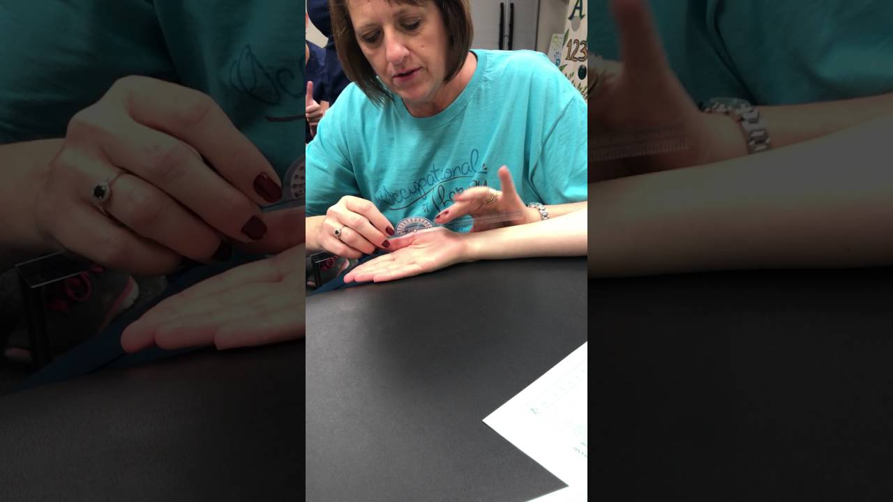 Goniometer: Thumb MCP Extension and IP Hyperextension - YouTube