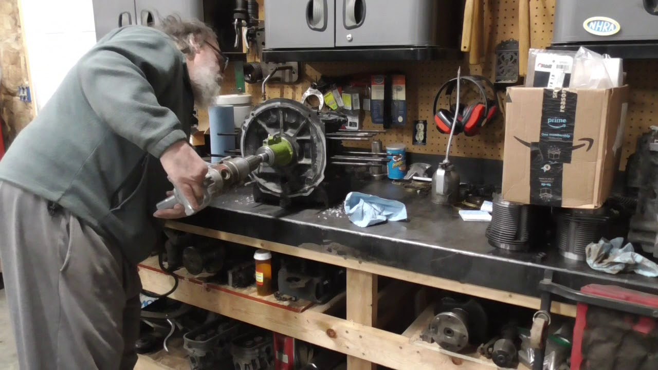 vw linebore - YouTube