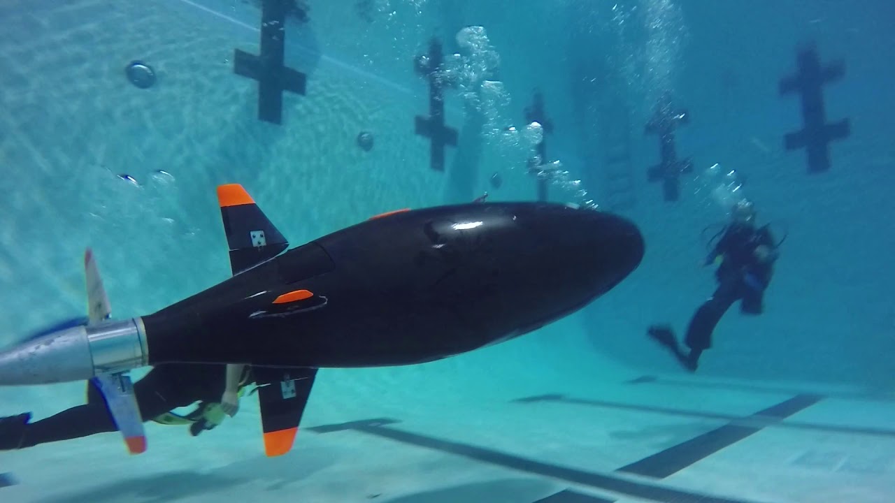 UCSD Human Powered Submarine Fall 2019 Pool Test - YouTube