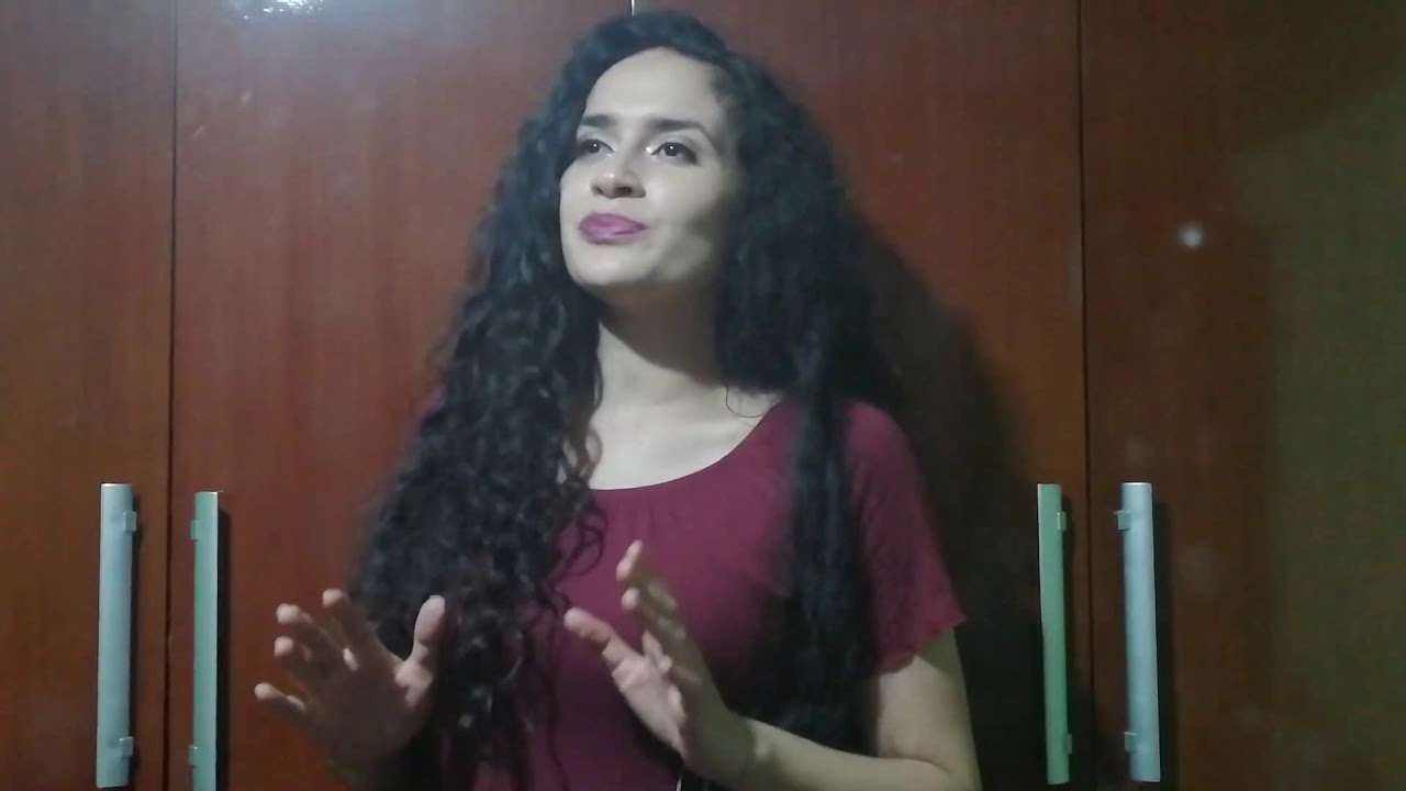 Elizabeth Lara - YouTube