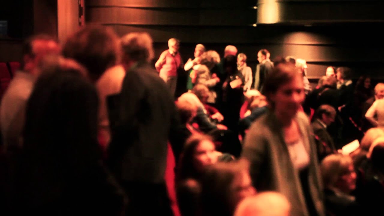 wir sind viele - Theater Bielefeld - YouTube