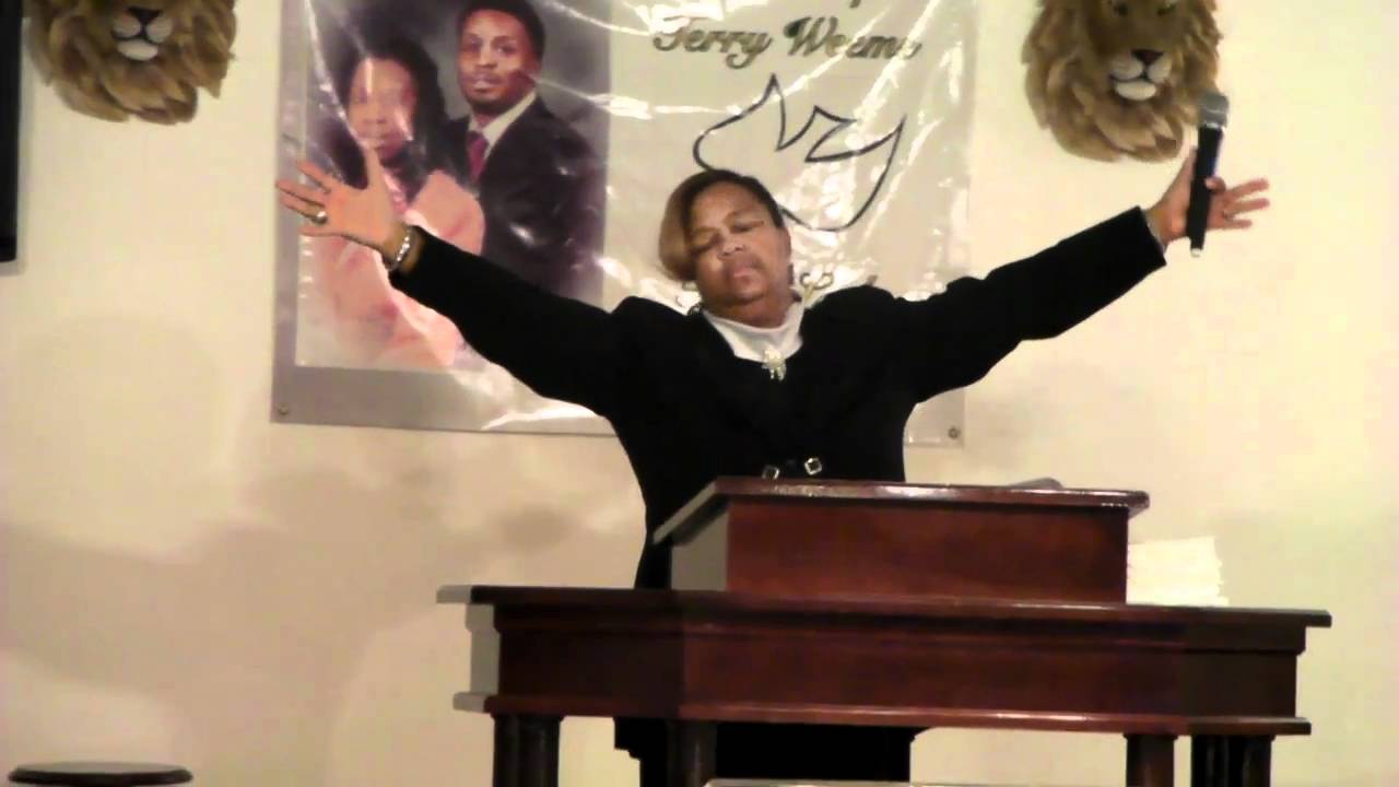 Prophetess Ingram @ Prophetess Toyetta Weems Birthday service - YouTube