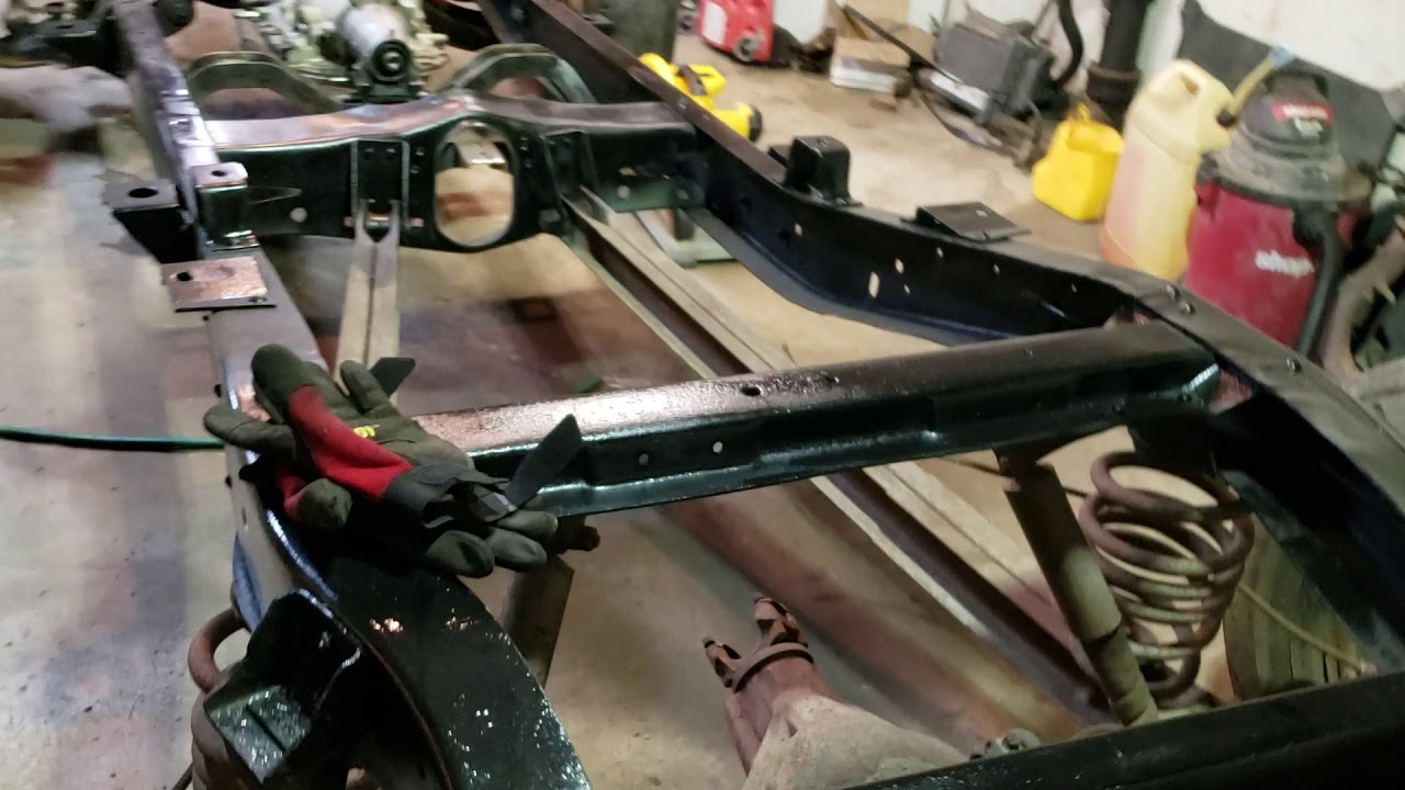 C10 Rear gas tank mount wrangler tank - YouTube