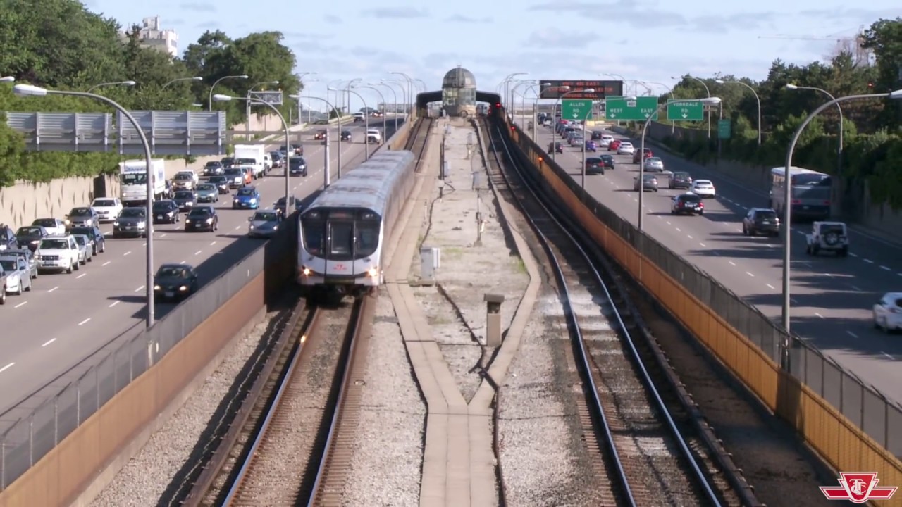 Modernizing the signal system: 2017 subway closures - YouTube