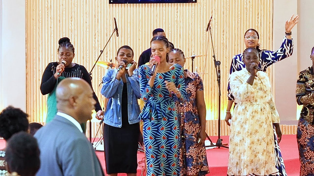 BWANA POKEA (cover) - BETHEL PRAISE TEAM - YouTube