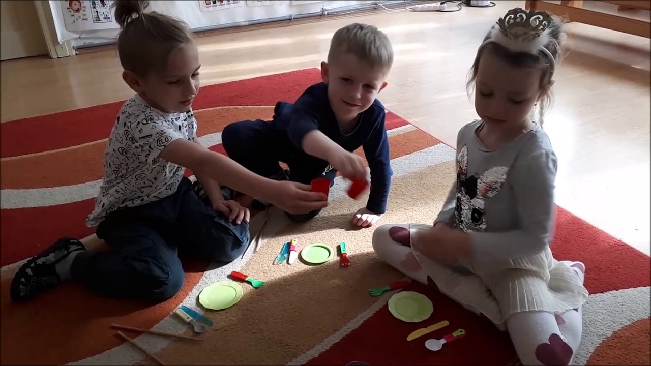 fork plate knife spoon game - YouTube