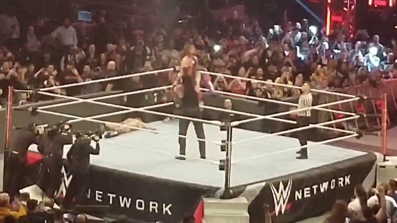 ‘The Undertaker’ announces retirement from wrestling - YouTube