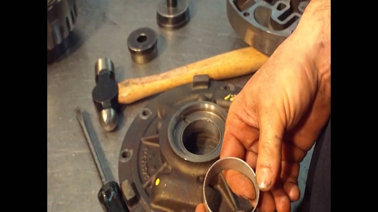 4 of 7 Rebuilding How-to 4L80E Transmission at Leale's Transmission ...