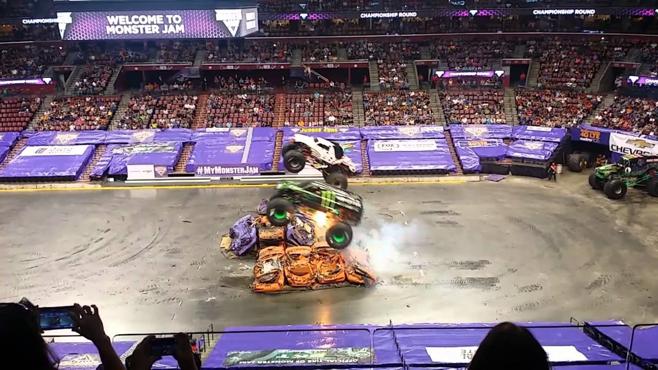 Monster Energy Monster Truck Blows Up - YouTube