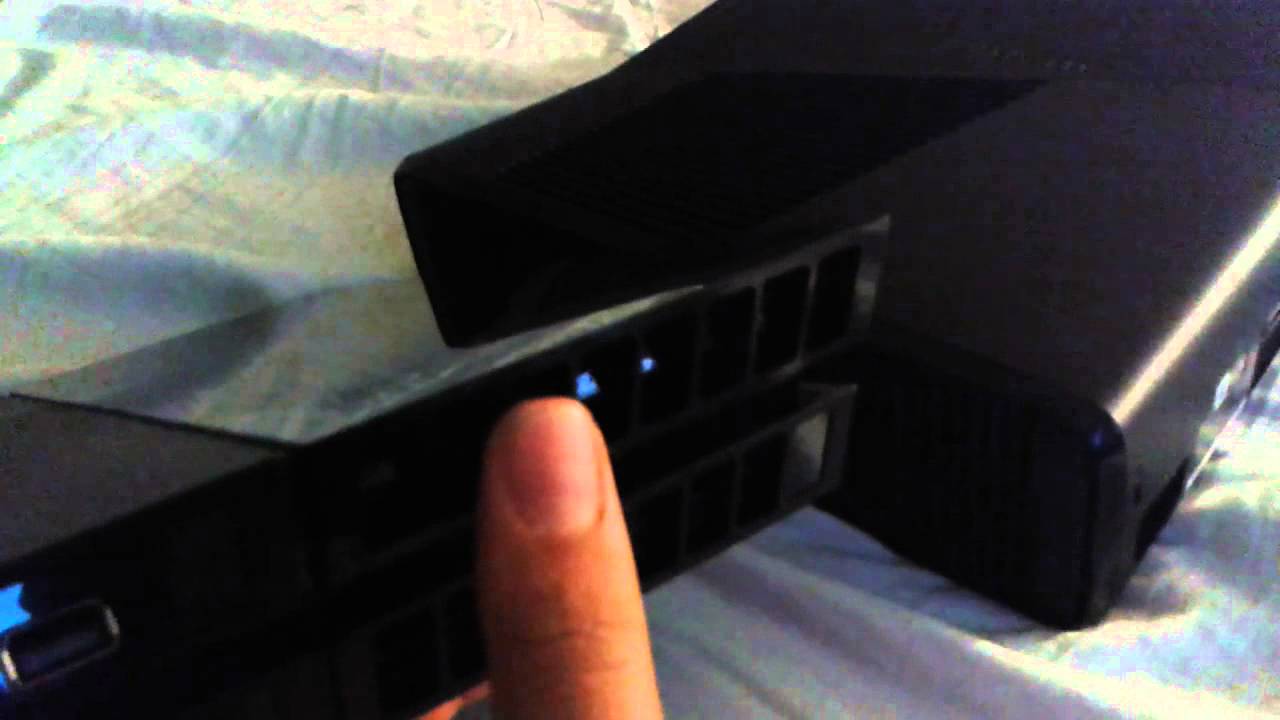 Playstation 4 vs Xbox 360 slim comparison - YouTube