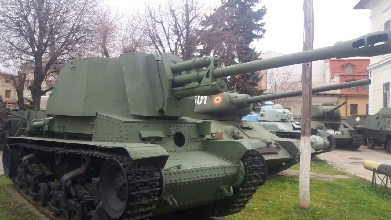 TACAM T60 and TACAM R2 (Romanian WW2 Tanks) - YouTube