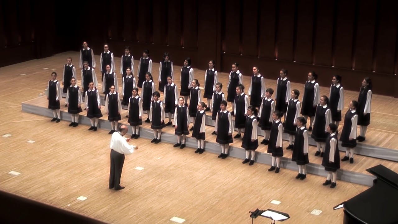 Edelweiss - Little Singers of Armenia choir in Japan. Live. - YouTube