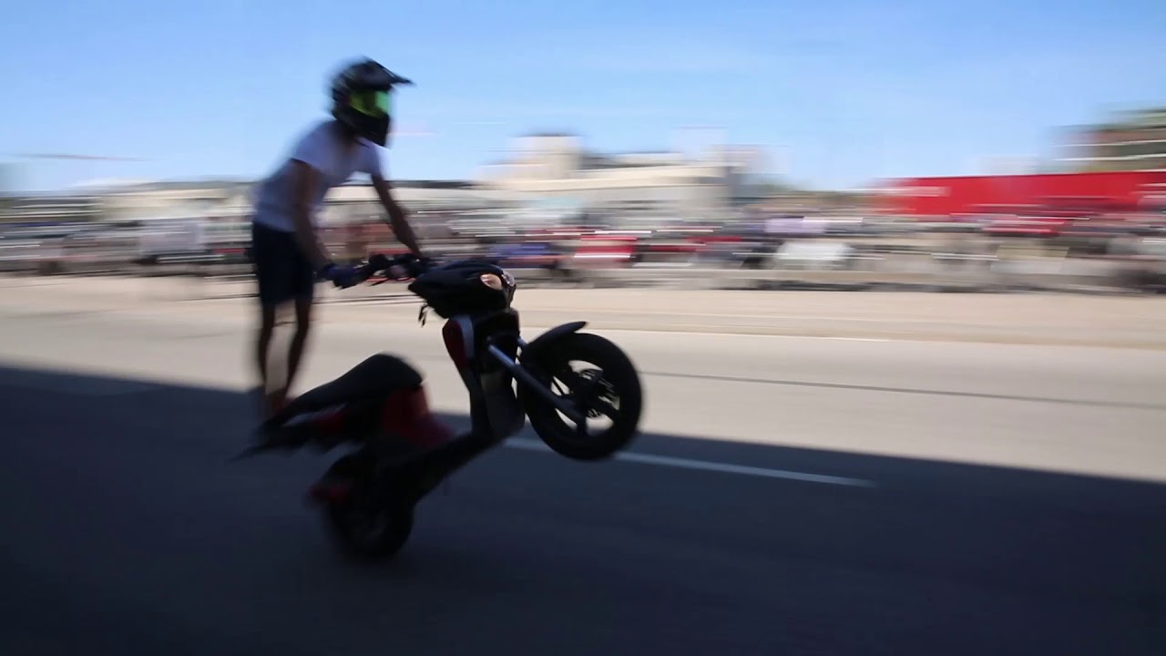 Frihamnen Förträff 2018 (små krock & polis kaos) | SHM Moppe Kidz - YouTube