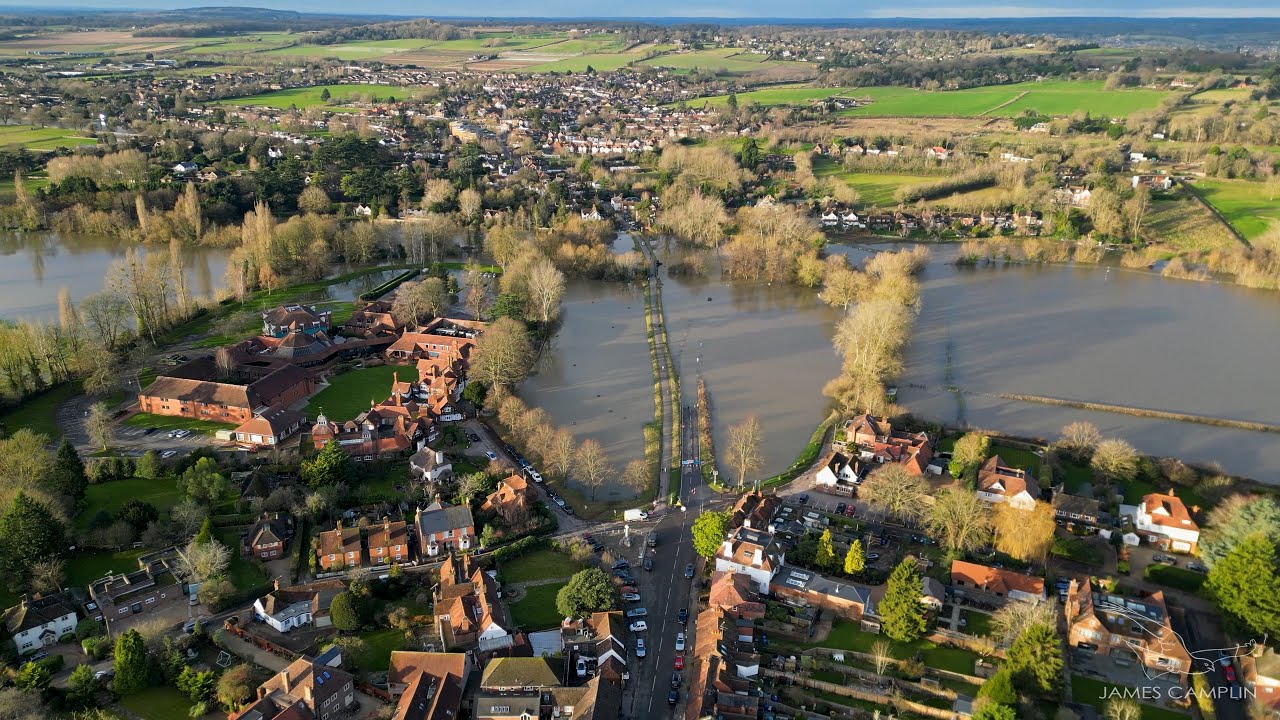Cookham Moor Flooding 2024 - YouTube