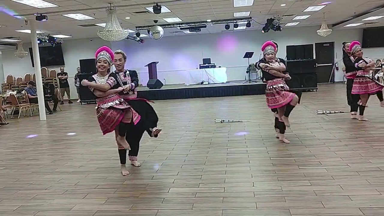 HMONG DANCE AT UNISON 052022 - YouTube