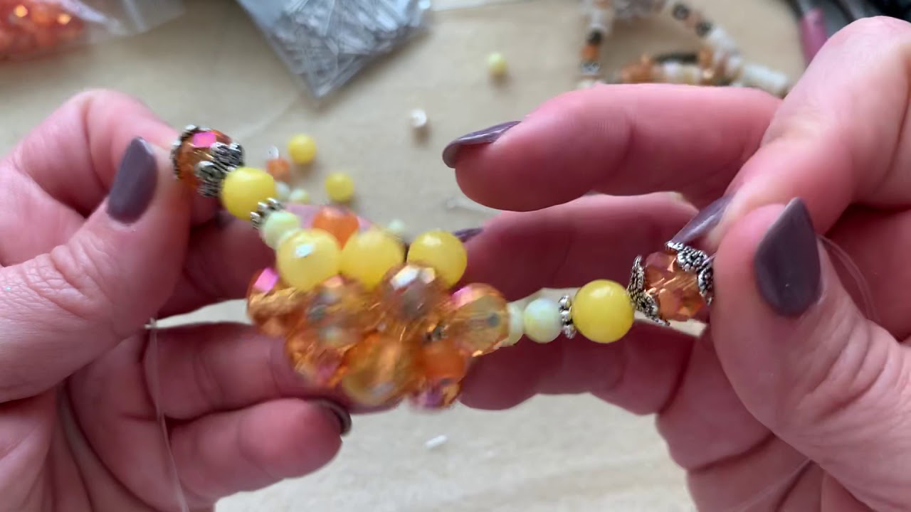 Cluster stretchy bracelet tutorial - YouTube