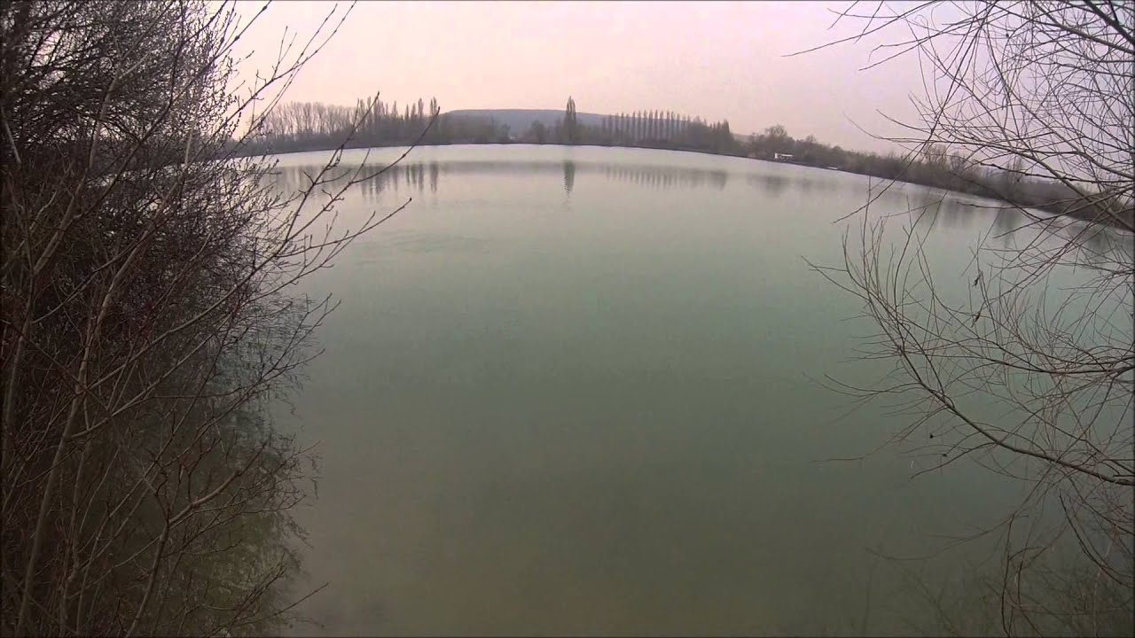 peche a carpasens en mars 2013 dans une eau plutot froide! - YouTube
