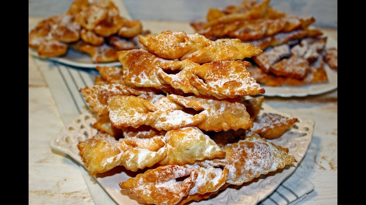 FAWORKI ( CHRUSTY ) - #chrusty #faworki #tłustyczwartek #ciastka - YouTube