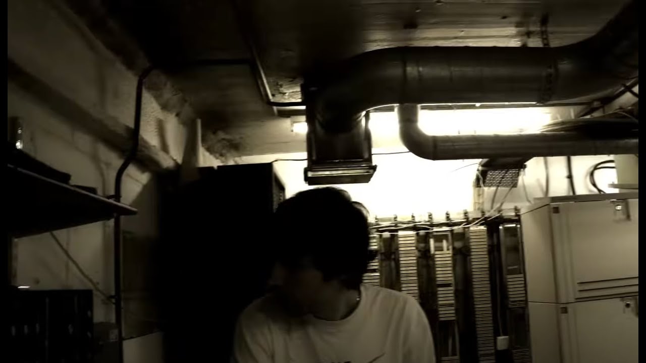 Sunken - Memory Boy (Live) - YouTube