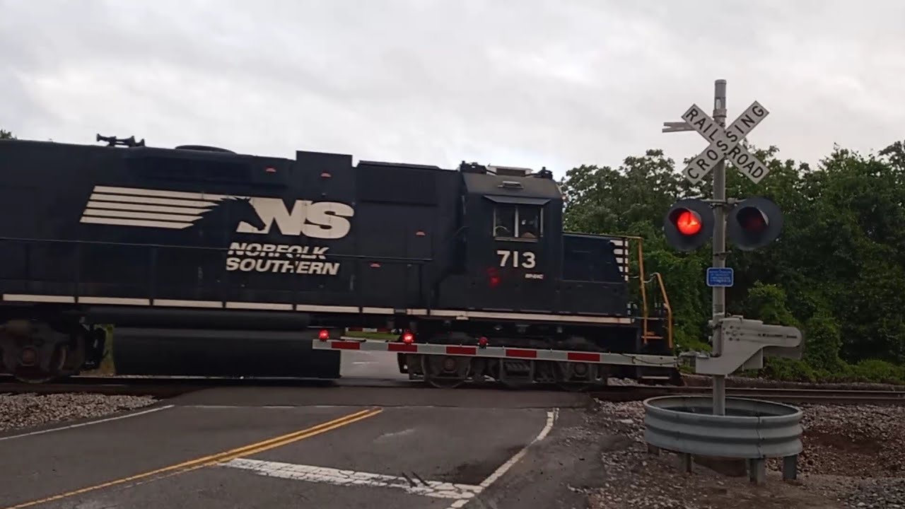 Foreman Street Railroad Crossing Cayce SC - YouTube