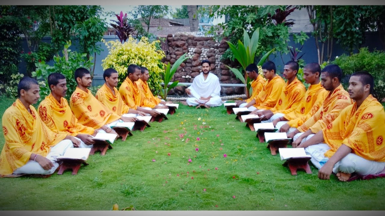 Yadur pathashale. ಮಂಗಳಾಷ್ಟಕಂ - YouTube