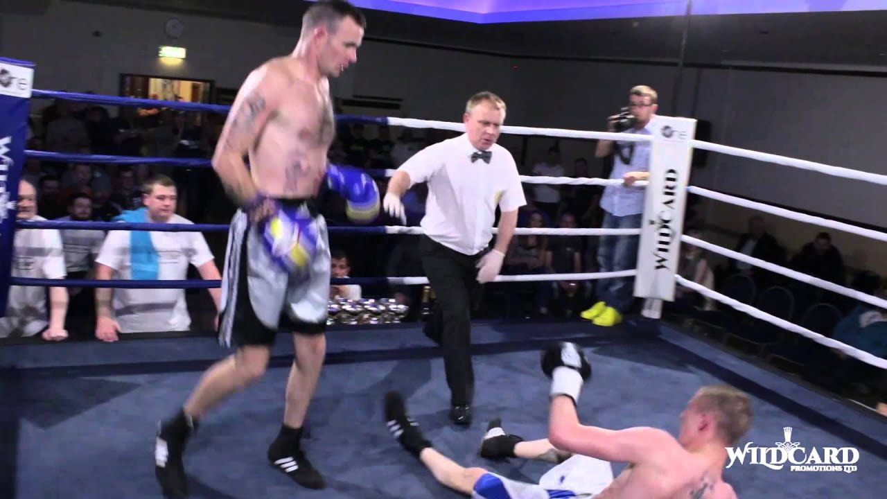 Semi Pro Boxing KO 2015 - YouTube