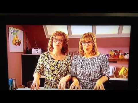 I'm sorry I've got no head Blueberry vs Loganberry - YouTube