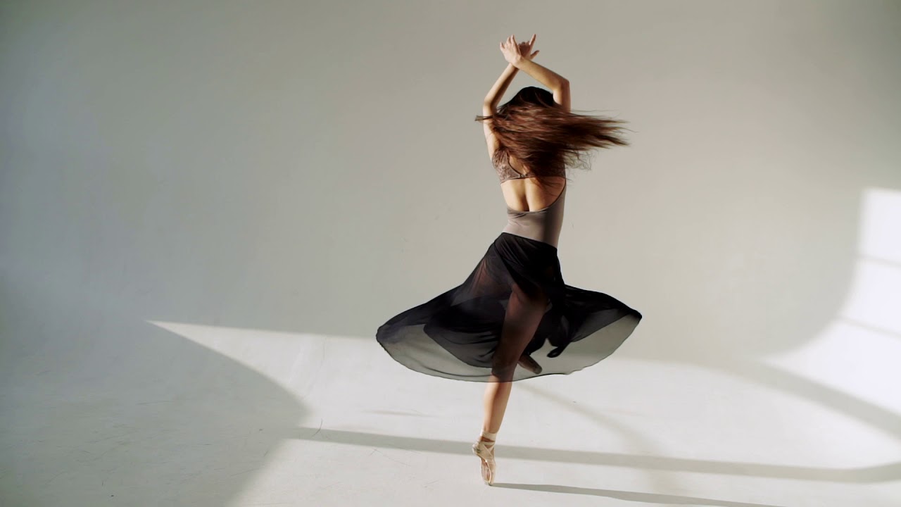 Ecole de danse Adeline Miller à Nantes - YouTube