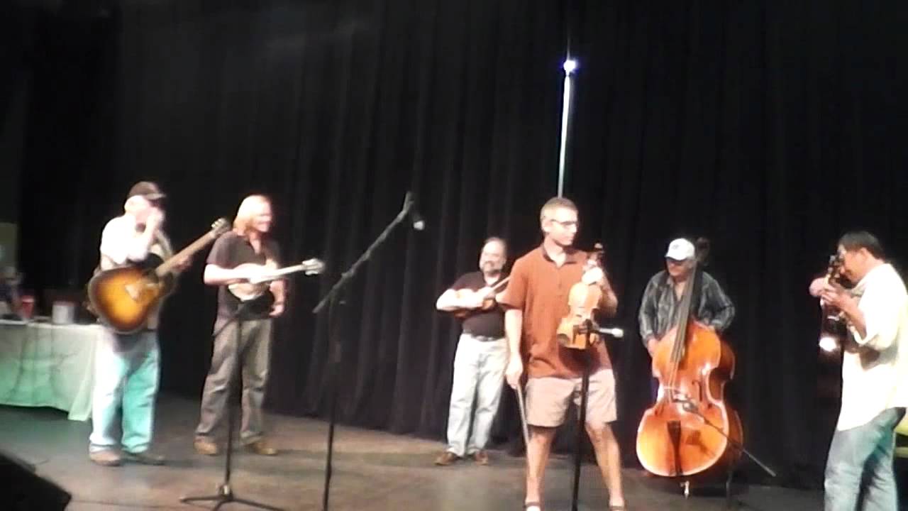 Enterainment 8 - 2012 Weaverville Fiddle Contest - Judges Play - YouTube