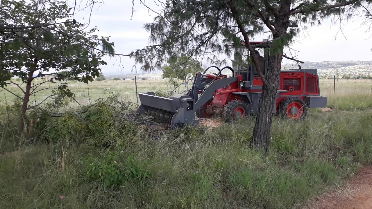 Red Buffel Solid Drum Mulcher using for Mulching for land clearing ...