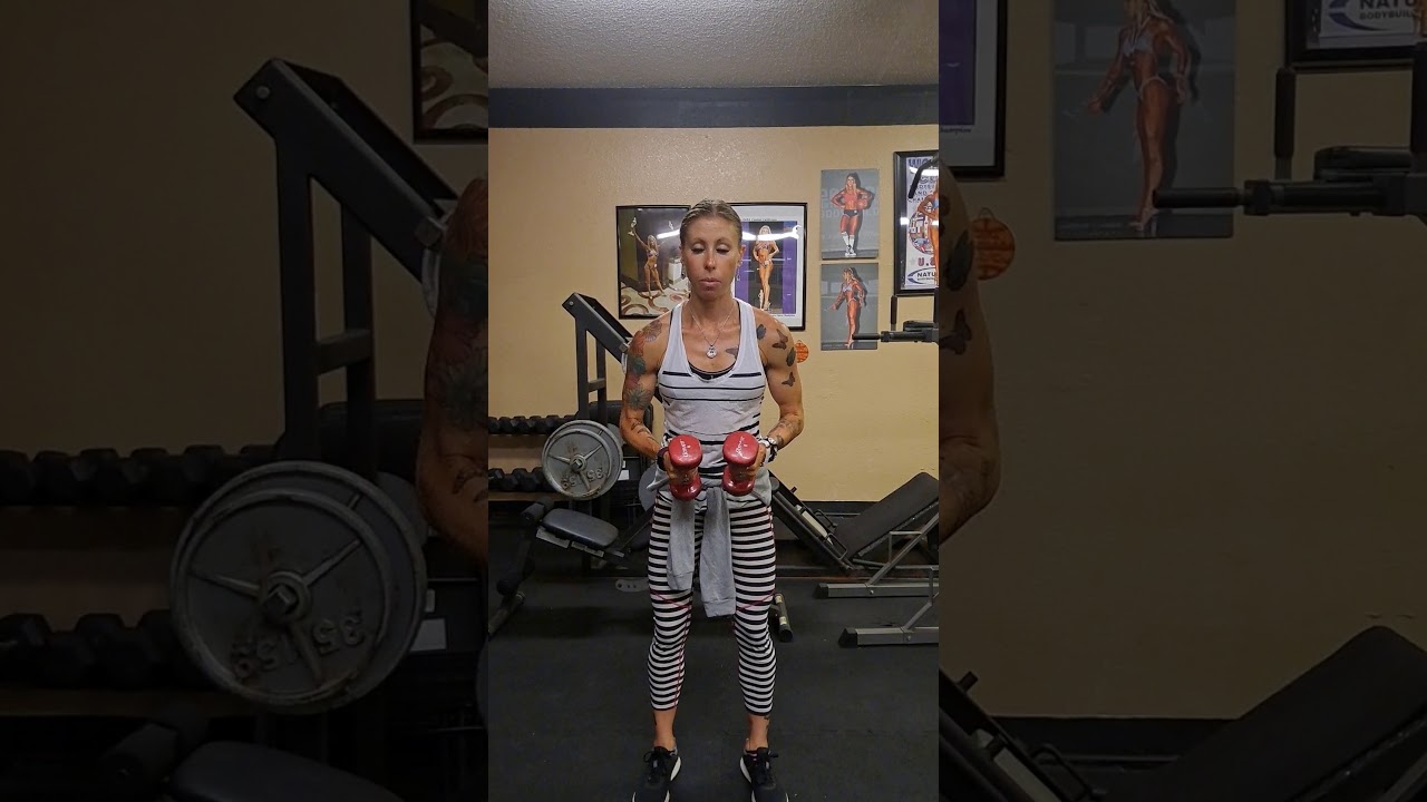 Every BODY's Fit "FIT Clip" 5144 Video: Dumbbell shoulder routine - YouTube