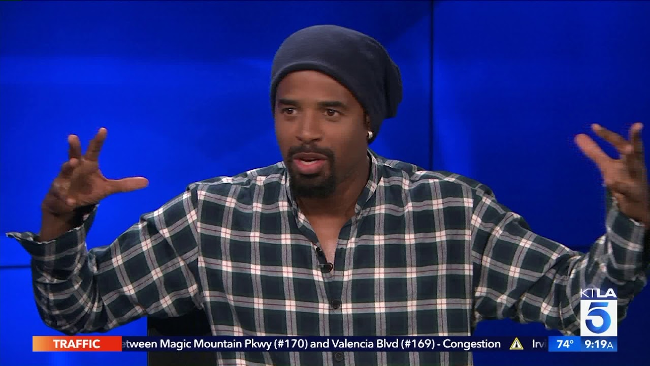 Shawn Wayans Cracks Us Up & Dishes on his Comedy Show - YouTube