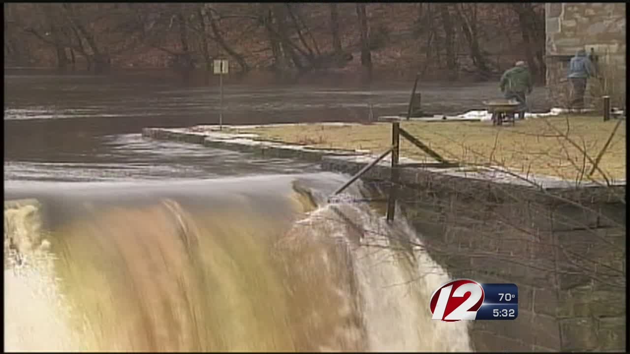 Cranston Perkins Ave Flooding - YouTube