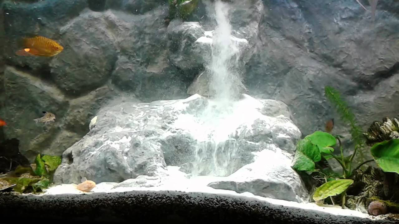 onderwater waterval - YouTube