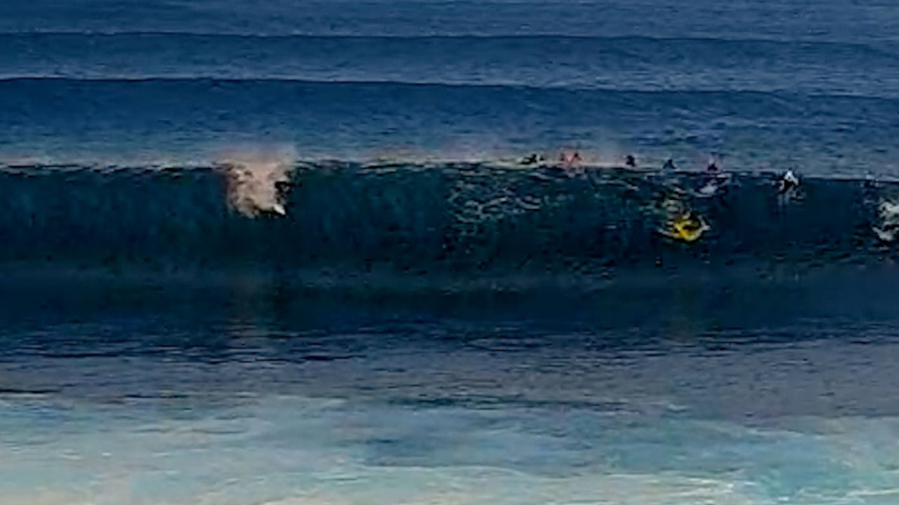 When surfing meets baseball – Pipeline, Hawaii – Feb 23, 2025 - YouTube