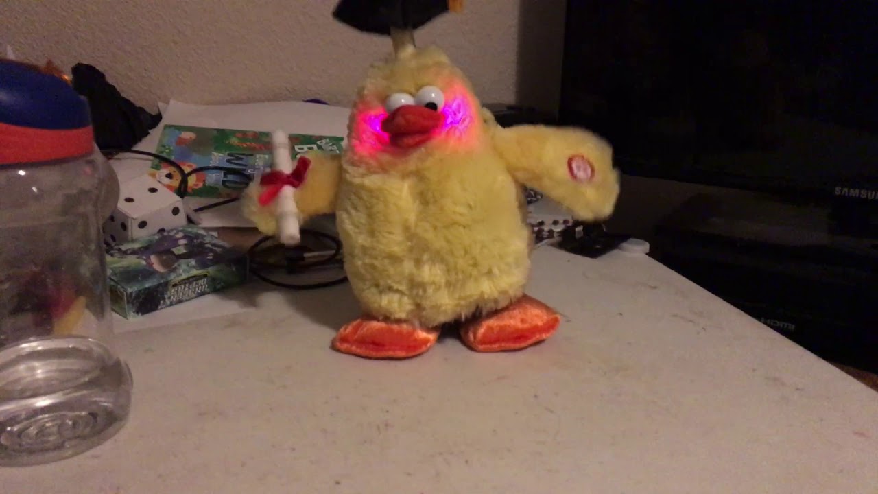 Dan Dee animated graduation chicken - YouTube